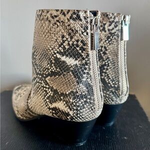 Qupid | Shoes | Snakeskin Urban Cowboy Ankle Boots | Poshmark
